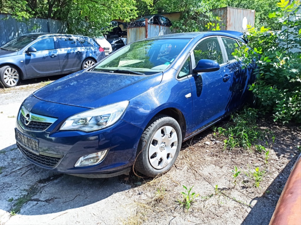 CARS.BG - Opel Astra 1.4, Бензин