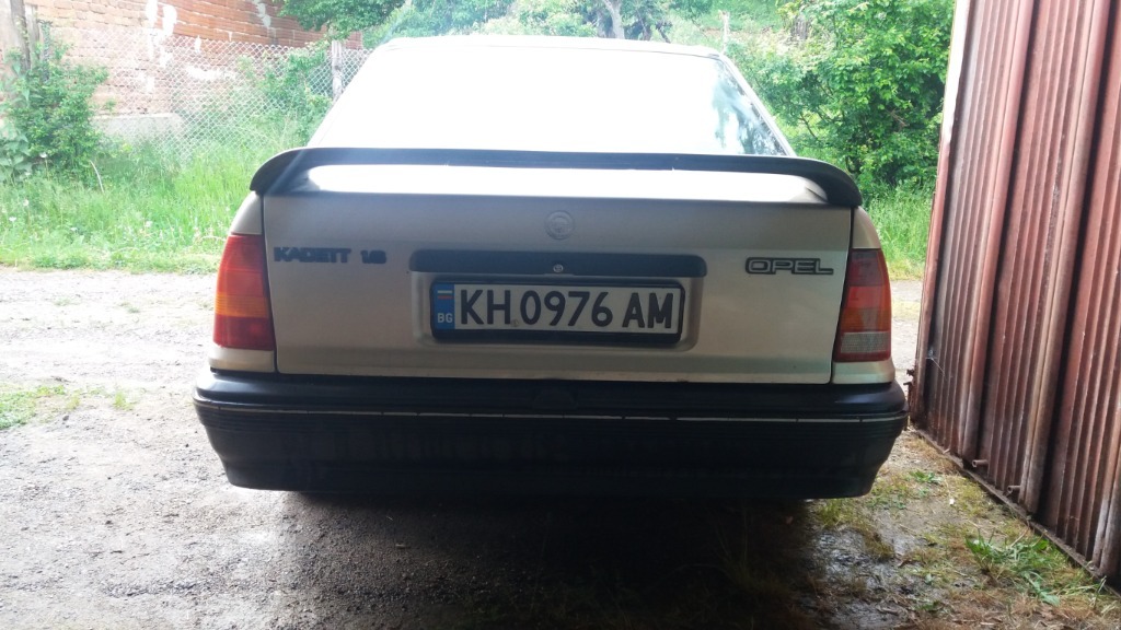 CARS.BG - Opel Kadett, 699 EUR, Бензин
