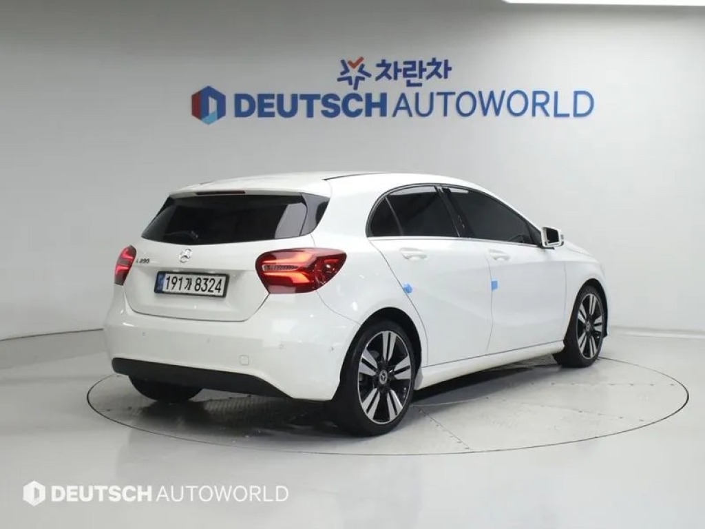 CARS.BG - Mercedes-Benz A 200, 10125 EUR, Бензин, обяви за коли от Auto ...